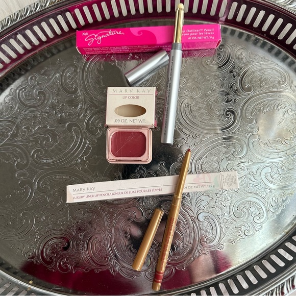Mary Kay | Makeup | 35 Mary Kay Lip Outliner Lip Color Lip Liner | Poshmark